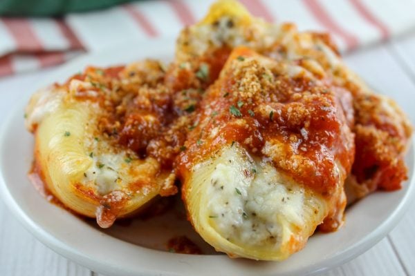Olive Garden Giant Stuffed Shells Copycat Recipe - The Food Hussy