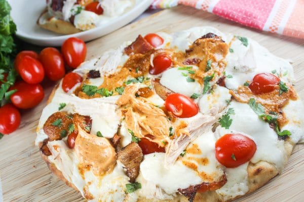 Copycat Panera Flatbread Pizza: Chipotle Chicken & Bacon - The Food Hussy