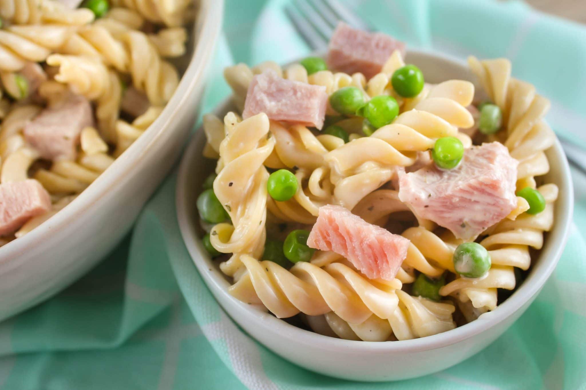 Copycat Ruby Tuesday Pasta Salad Recipe - The Food Hussy