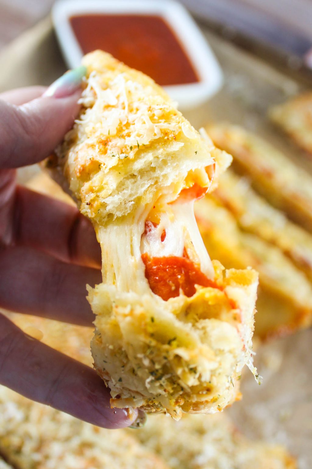 Dominos Pepperoni Stuffed Cheesy Bread - The Food Hussy