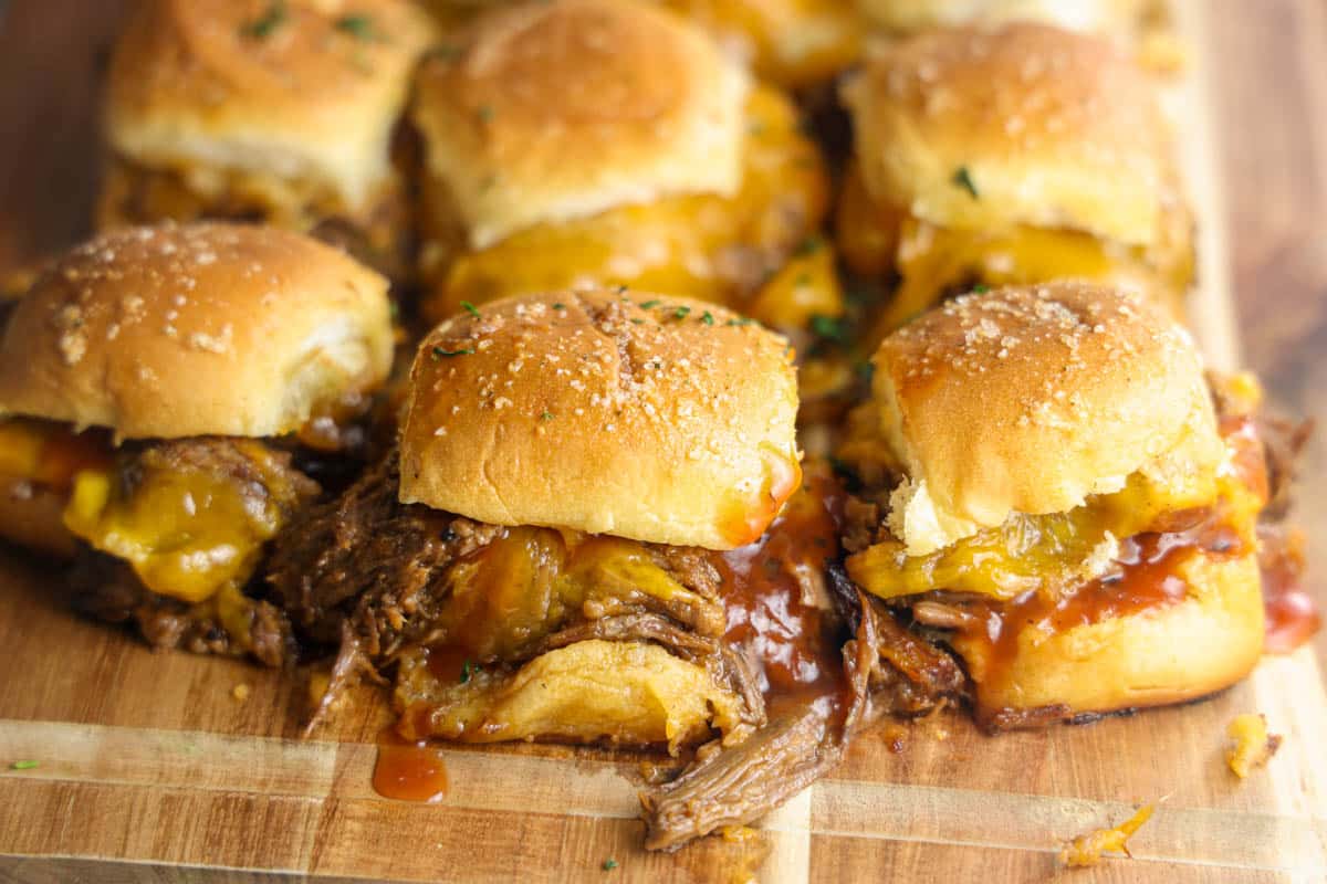 BBQ Beef Sliders - The Food Hussy